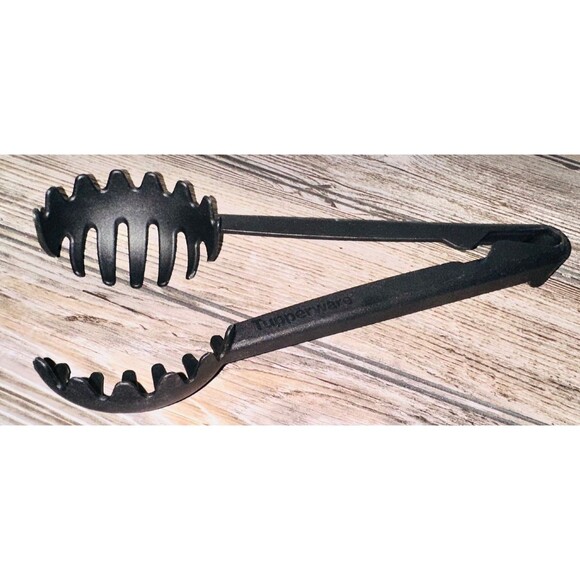 Tupperware | Kitchen | Tupperware Pasta Tongs Claw Grabber Spaghetti ...